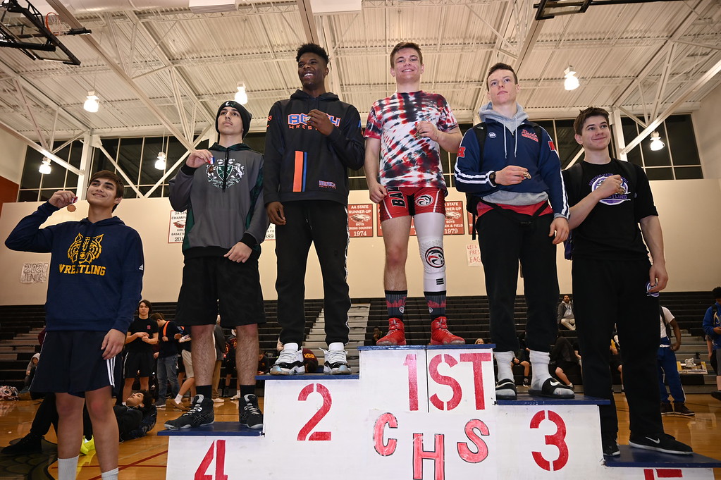 Four Ballard High School seniors find success at the state wrestling ...